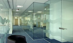 Top 5 Benefits of Installing Frameless Glass Partitions in Your Office ...